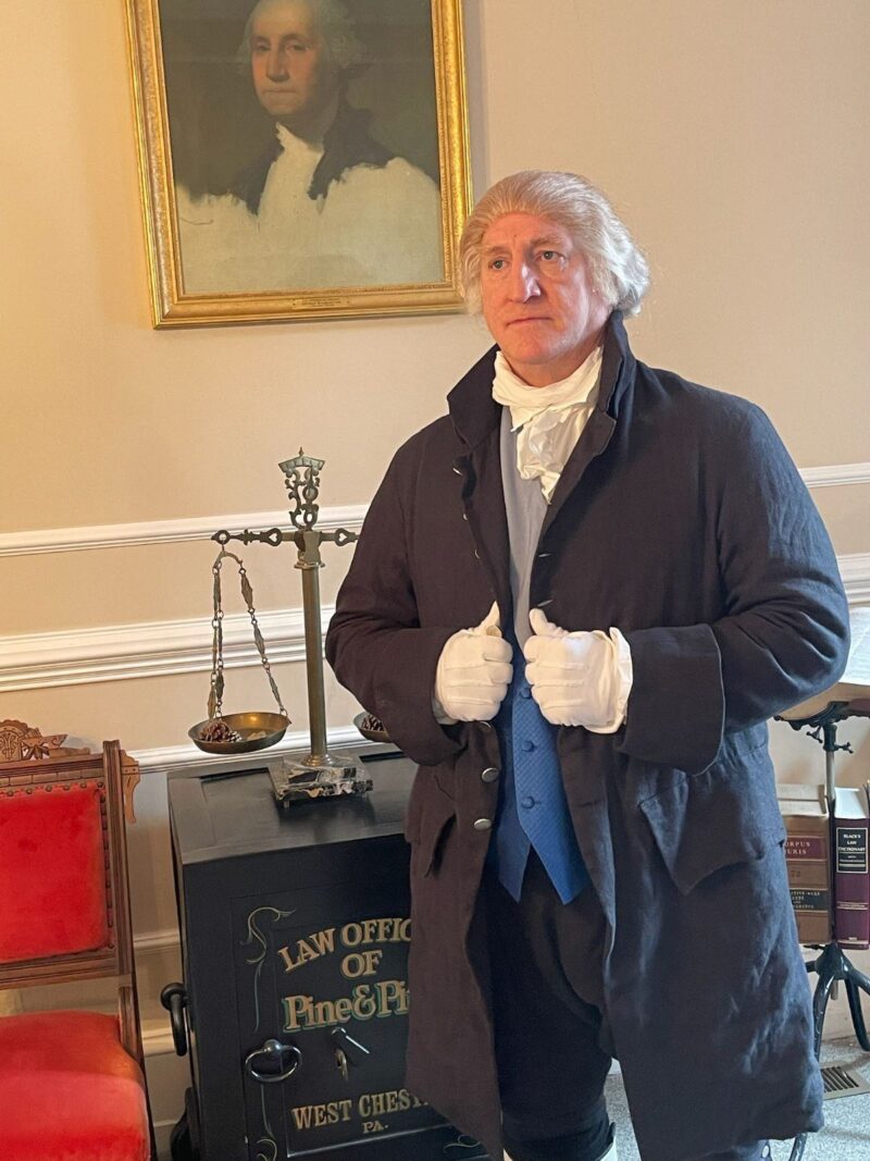 Famous Figures - Wigs for Interpreters and Impersonators